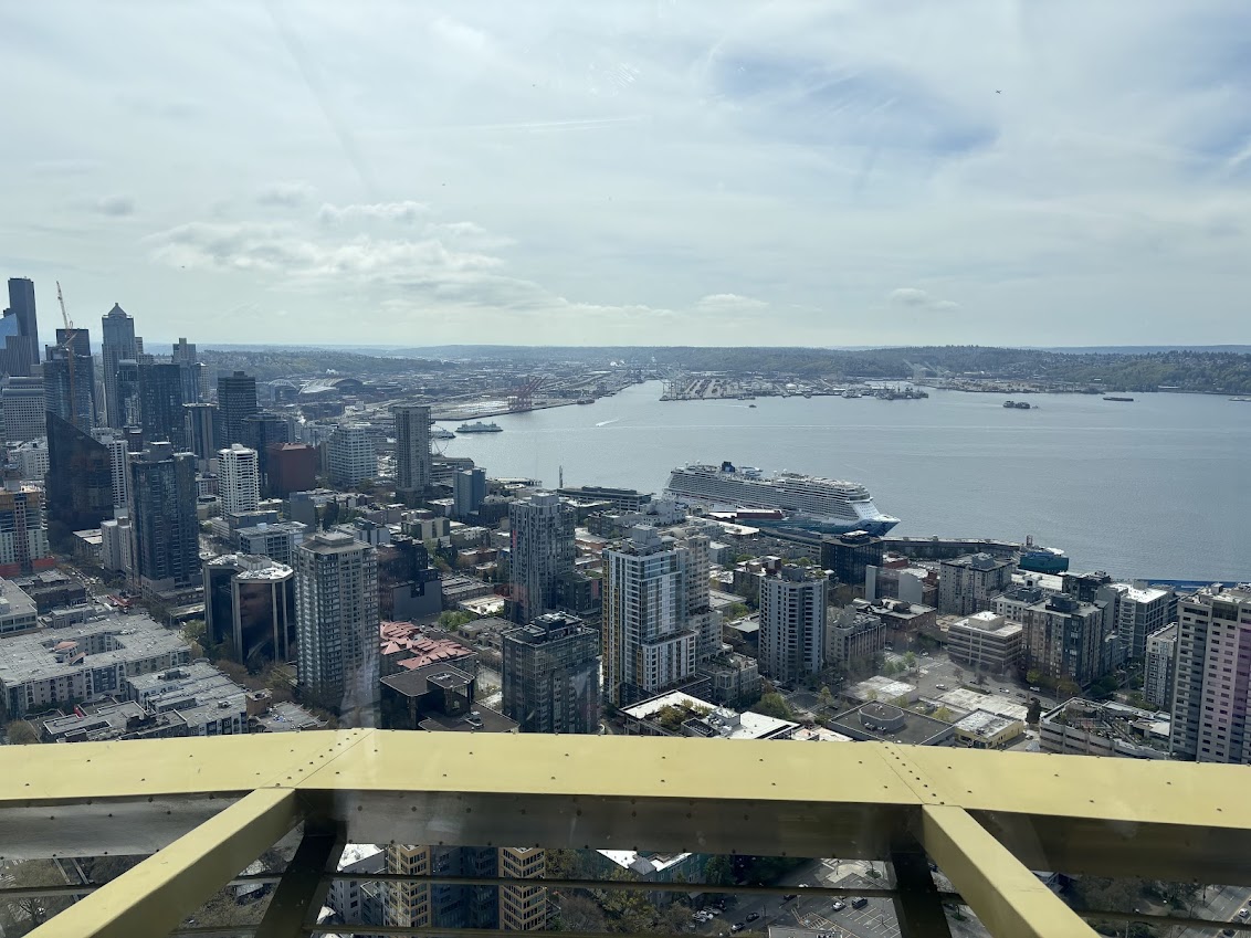 Exploring Seattle: From Space Needle to International District – Miles ...